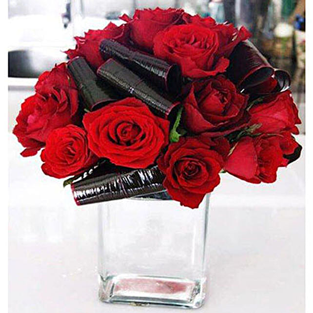Ruby Red Roses Arrangement indonesia | Gift Ruby Red Roses Arrangement- FNP
