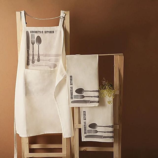 Buy/Send Personalised Apron and Napkin Gift Combo Online- FNP