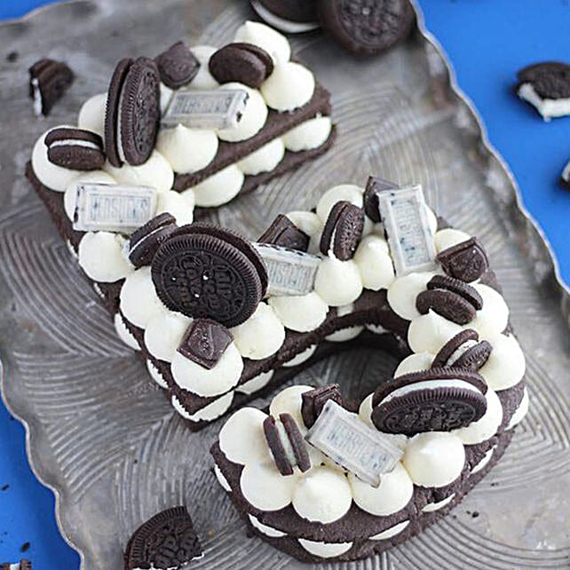 Number 5 Oreo Cookies Vanilla Cake uae | Gift Number 5 Oreo Cookies ...